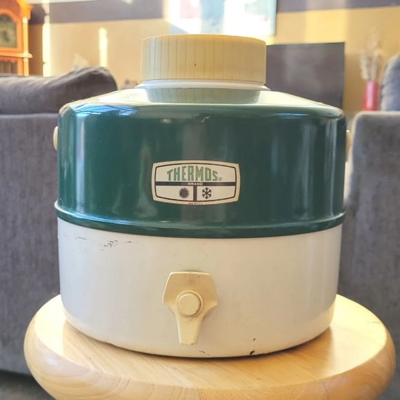 Coleman | Other | Vintage Coleman Water Jug Cooler Drink Dispenser ...